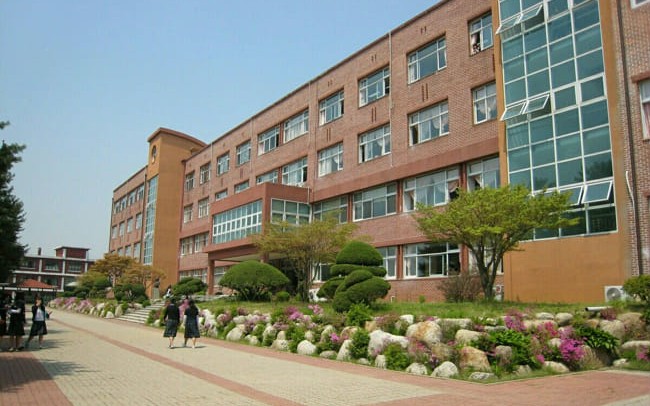 Kpop School Life: Introduction - Quiz | Quotev